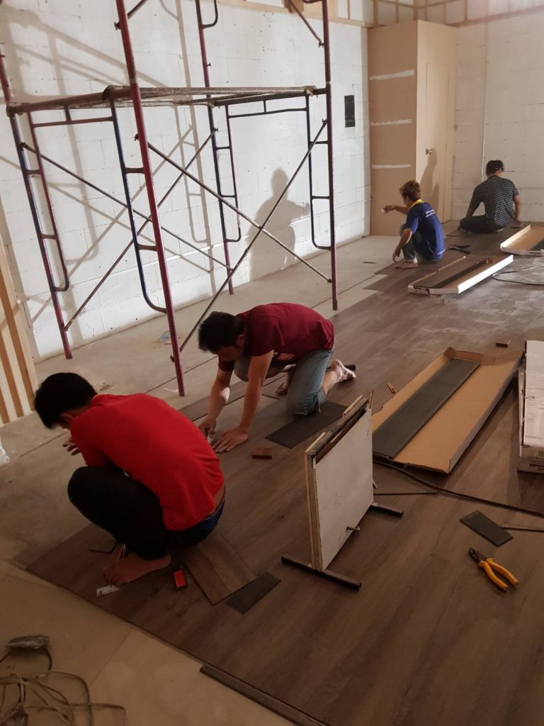 Golden Cream #058 Shop Made In Japan - พื้น SPC กระเบื้องยางลายไม้ ไม้ ...